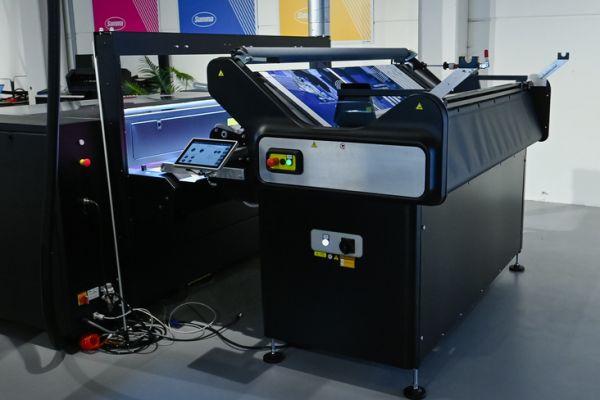 Caron Cradle for easy loading of heavy textiles