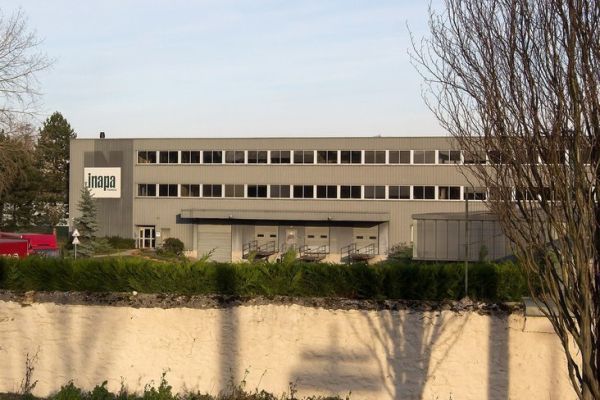 Inapa restructures its business by selling its French entities to ...