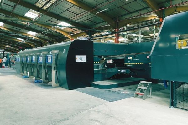 Corrugated board a new wine machine for International Paper s Espaly plant