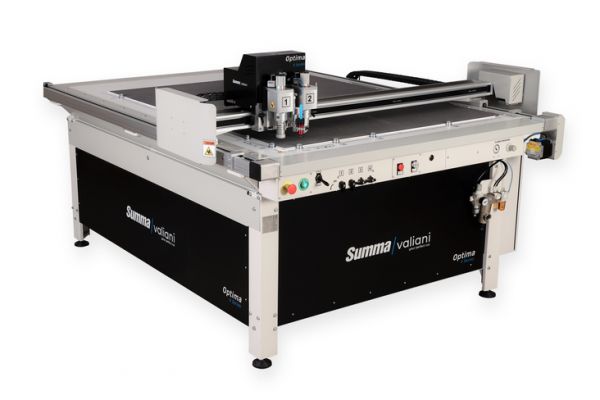 Summa launches four flat-bed cutting tables with the V series